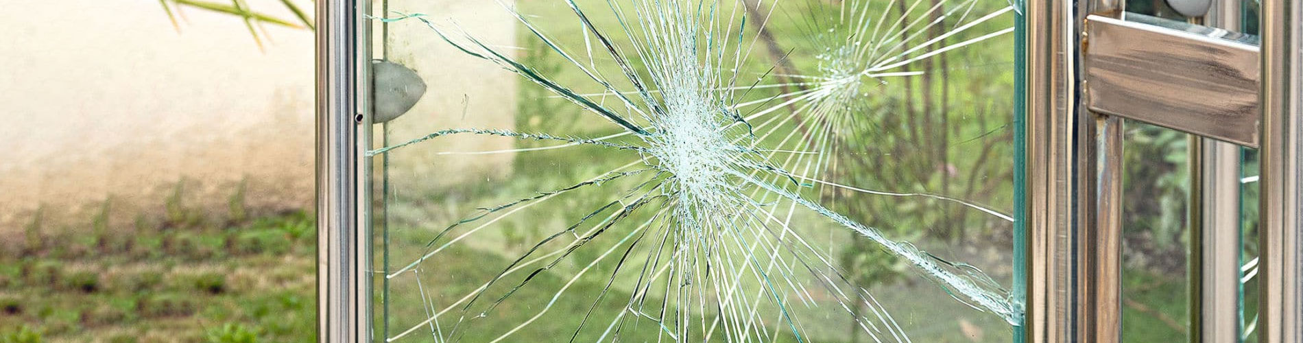 Broken Glass Door Repair Toronto - Automatic And Electric Broken Glass ...